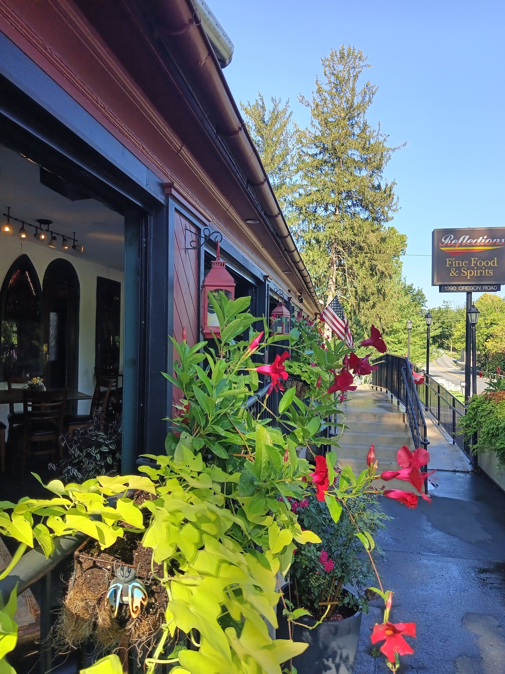 Gallery | Reflections Restaurant