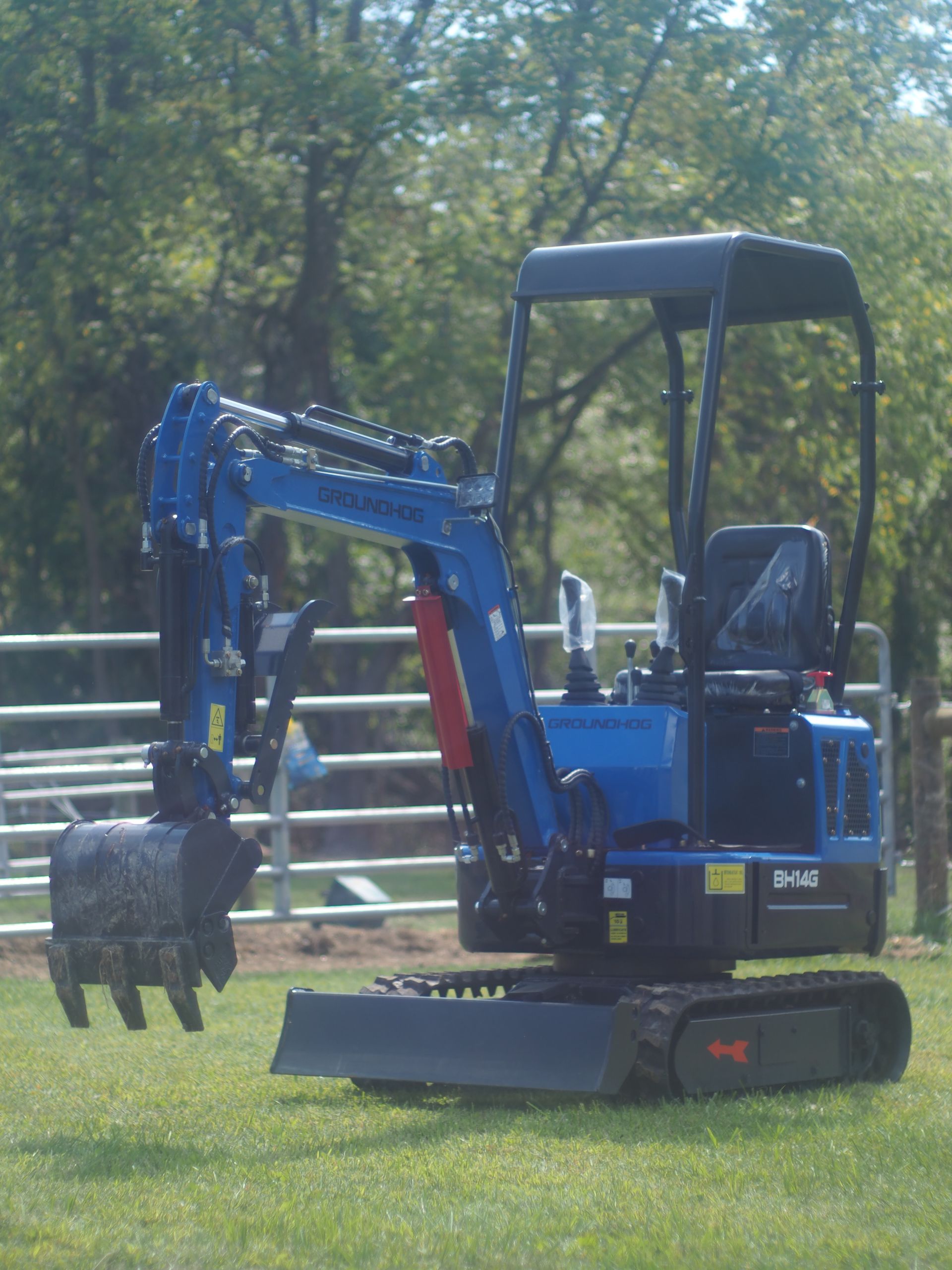 Custom-Built Excavators | Middleburg, PA