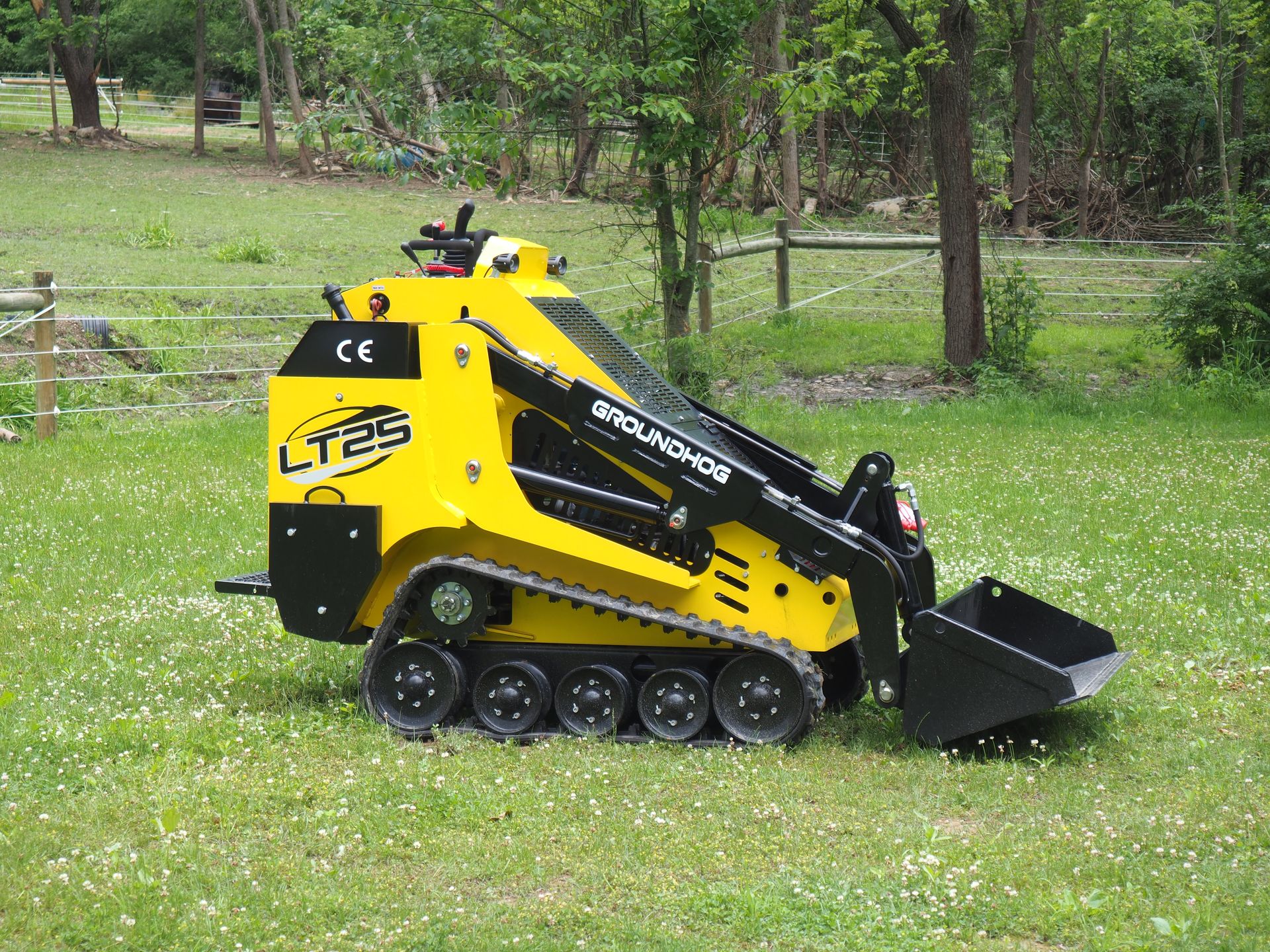 Skid Loaders | Groundhog Equipment | Middleburg, PA