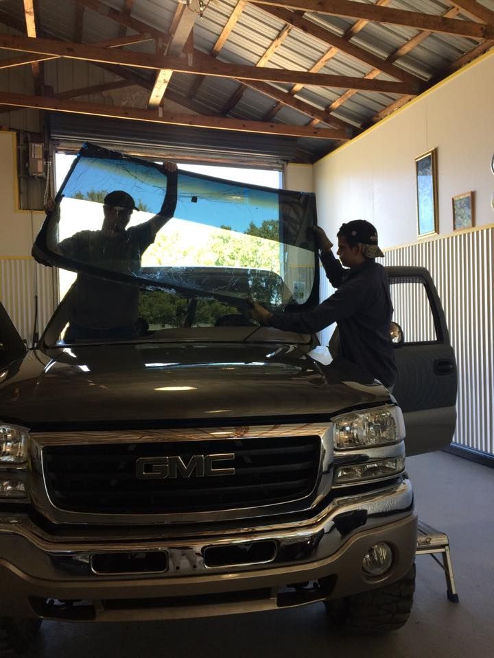 Windshield & Auto Glass Repair | Tiger Glass | Lafayette, LA