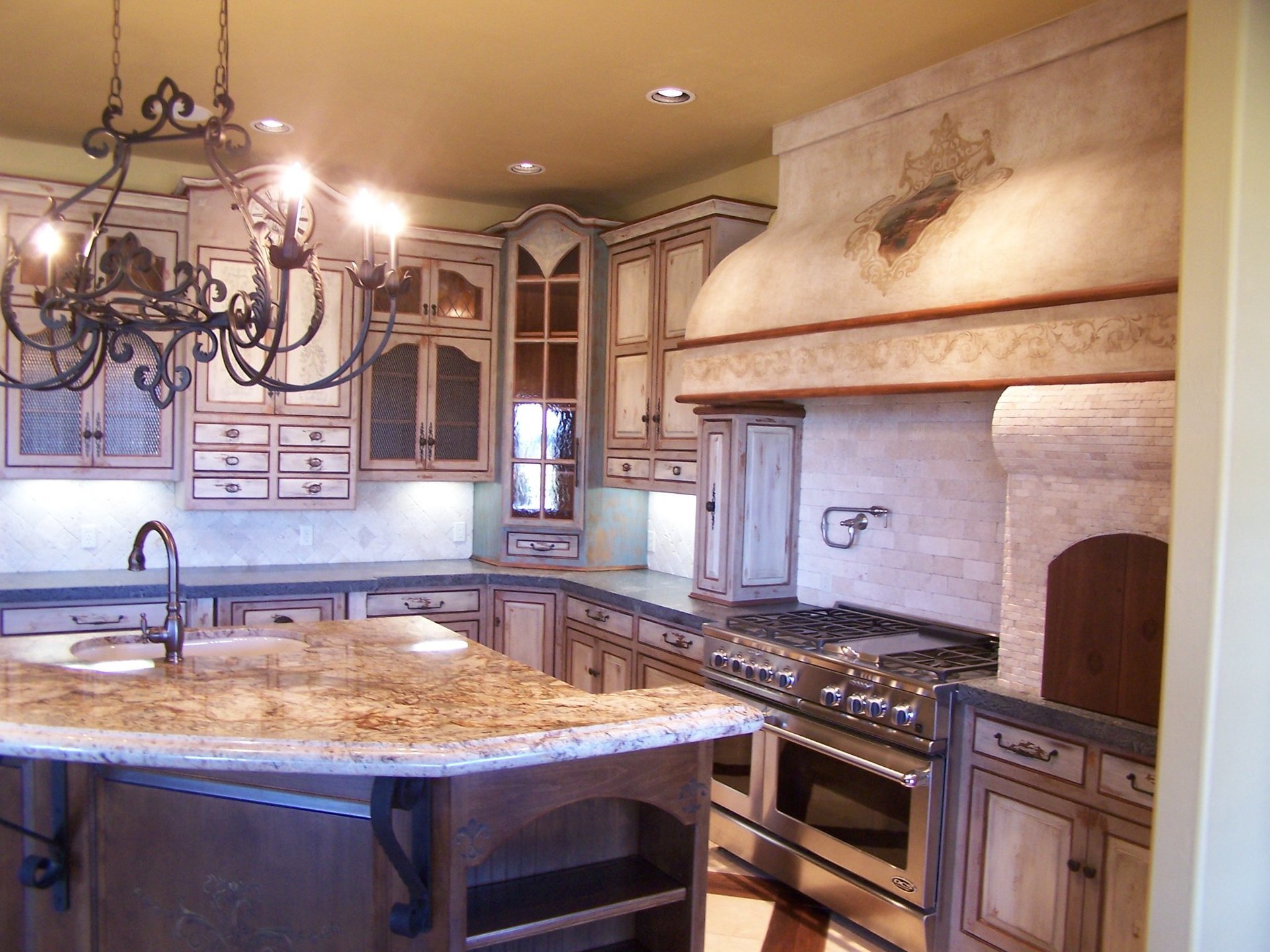 Cabinets Gallery | Ward Wood Products