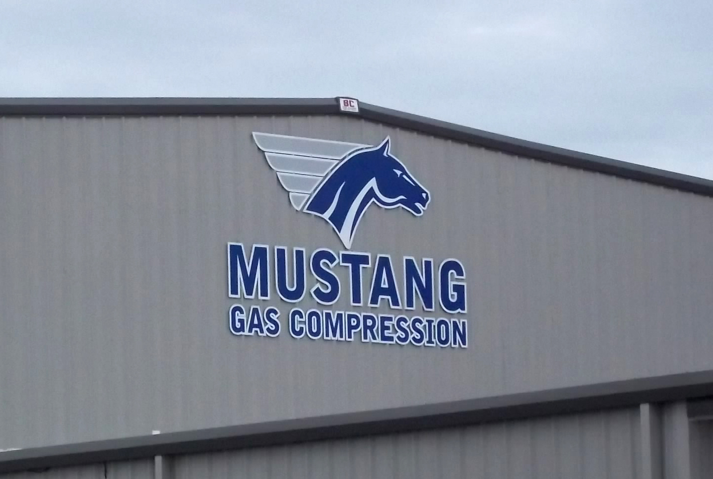 Rick Signs | Vehicle Graphics | Oilfield Signs | Custom Signs| Longview, TX