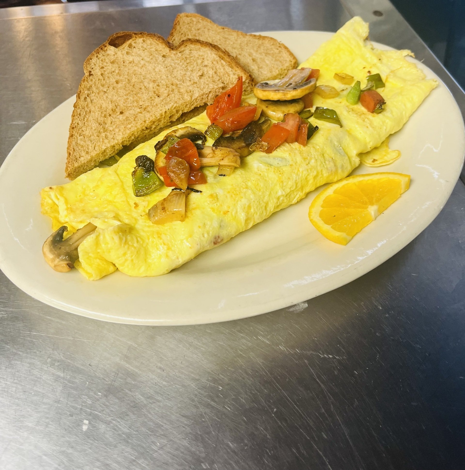 Restaurant and Catering | Chateau Cafe | New Orleans, LA