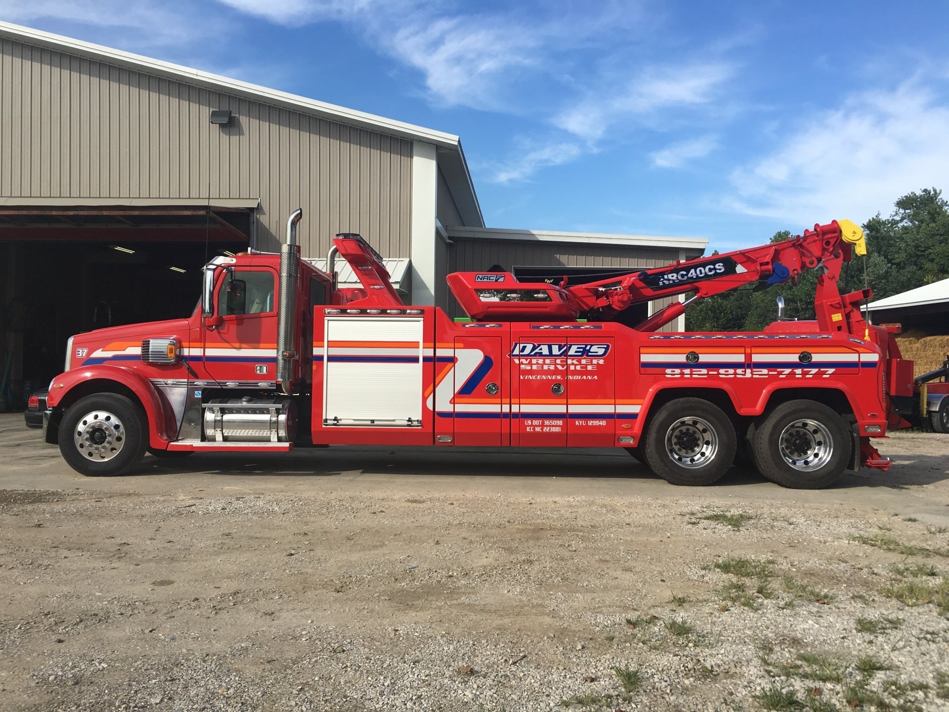 Dave's Wrecker Service LLC Gallery | Vincennes, IN