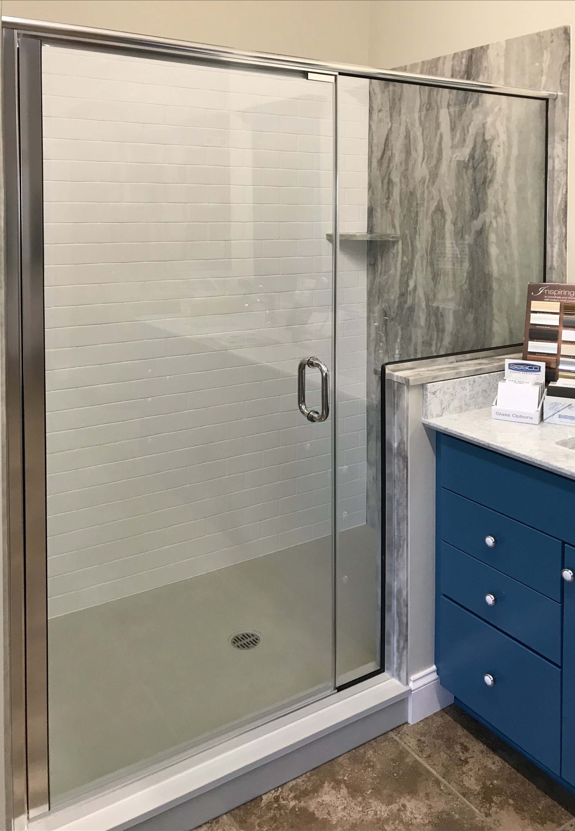 Photo Gallery | Michigan Shower Door & Mirror Co. Inc.