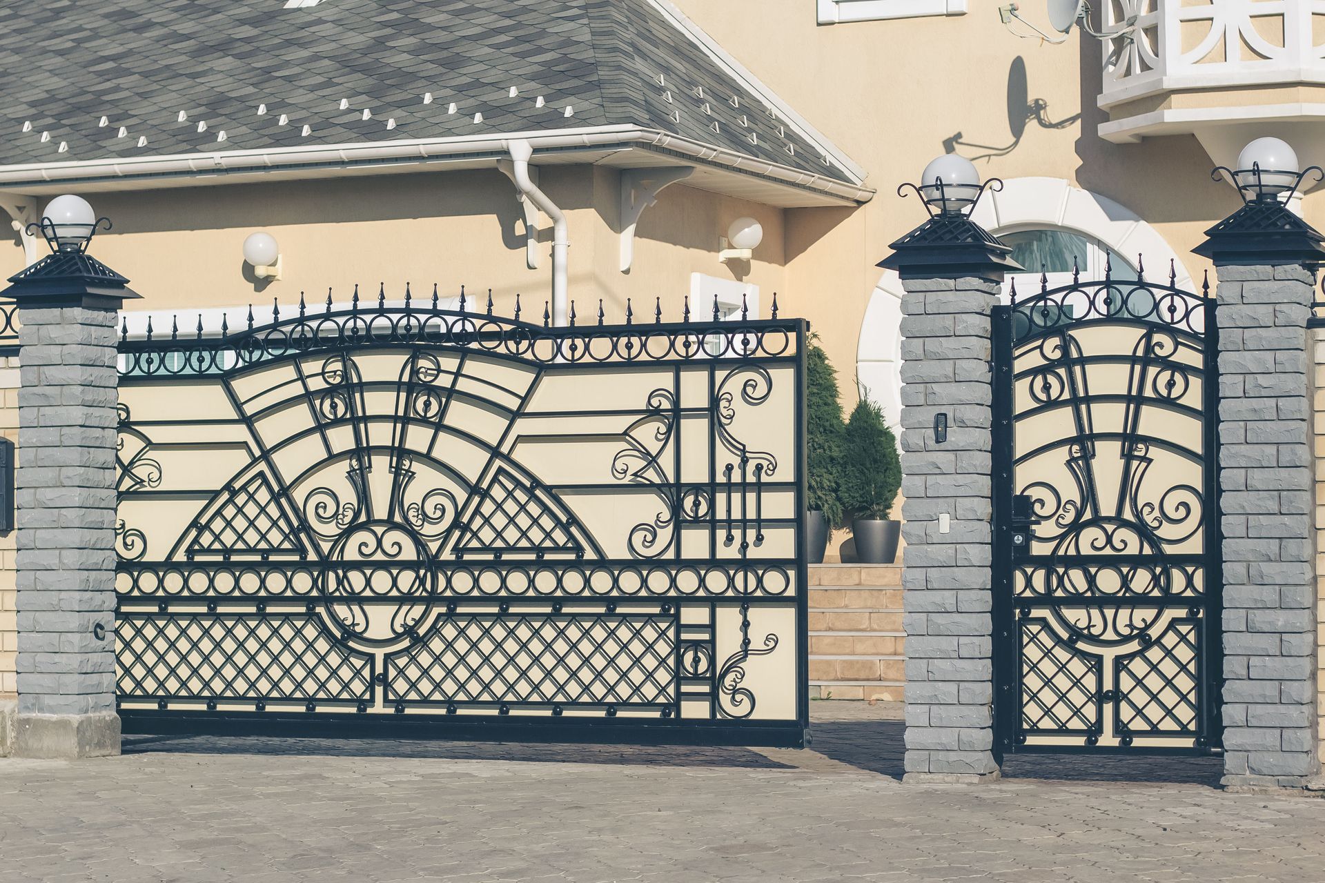 Gates | Cornerstone Fence | N. IL & S. WI