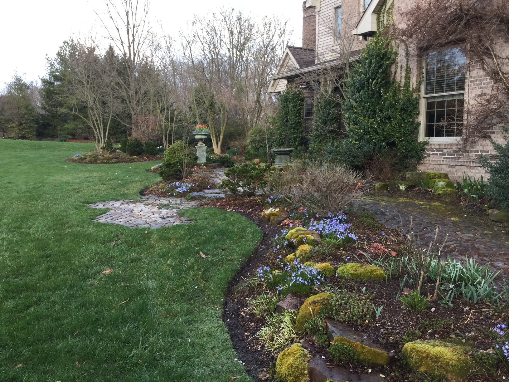 Landscapes By Dallas Foster Inc. Photo Gallery | Vincennes