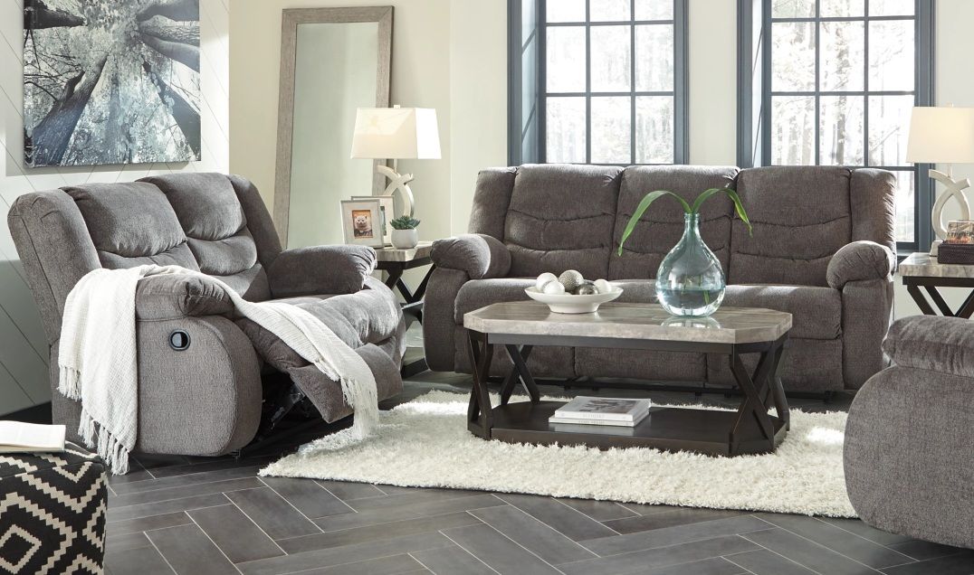 Motion Recliners | Love Seats | Kenosha, WI