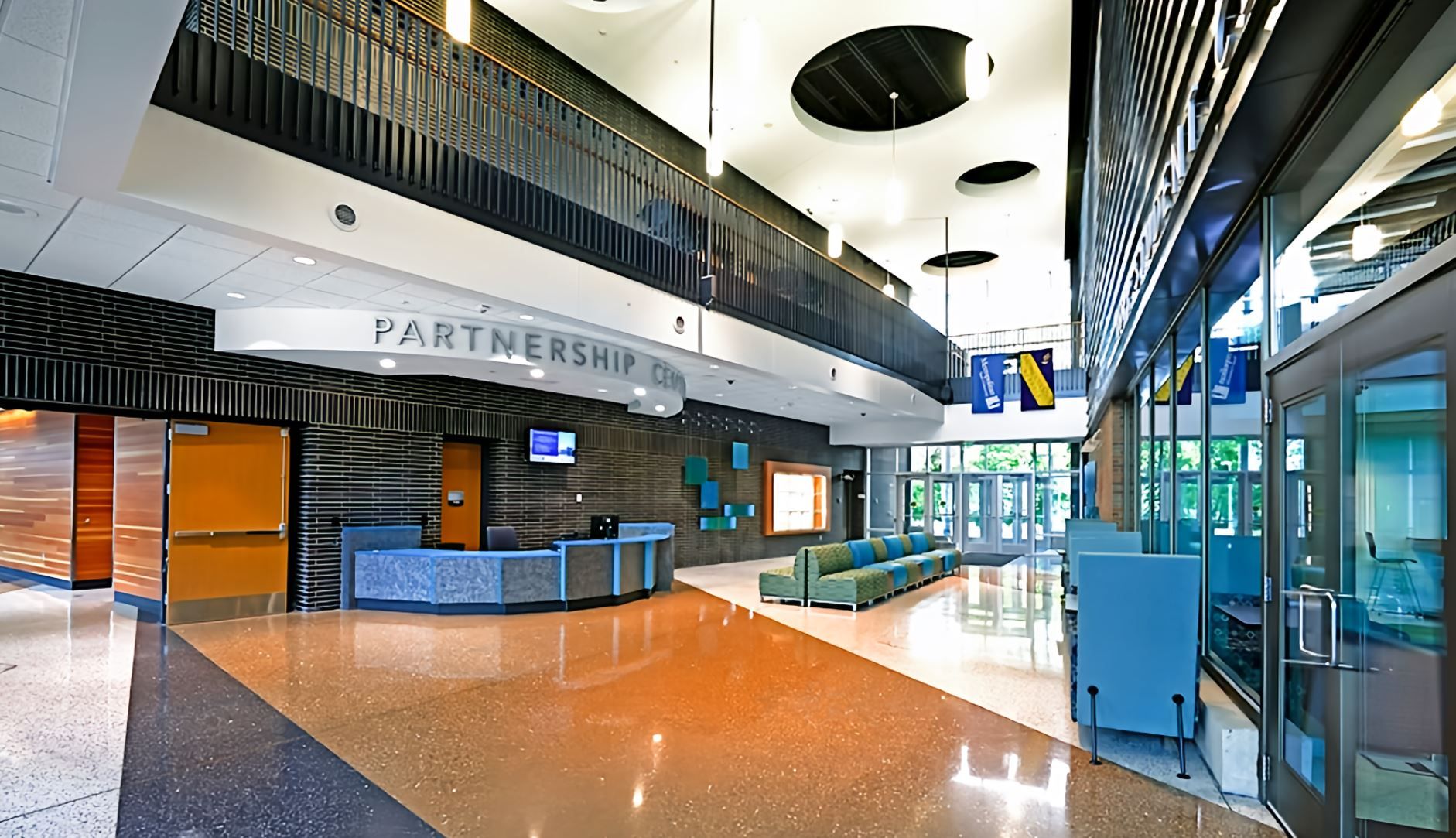 W. L. Hall Company Metro Square Building (St Paul, MN) Curtainwall ...