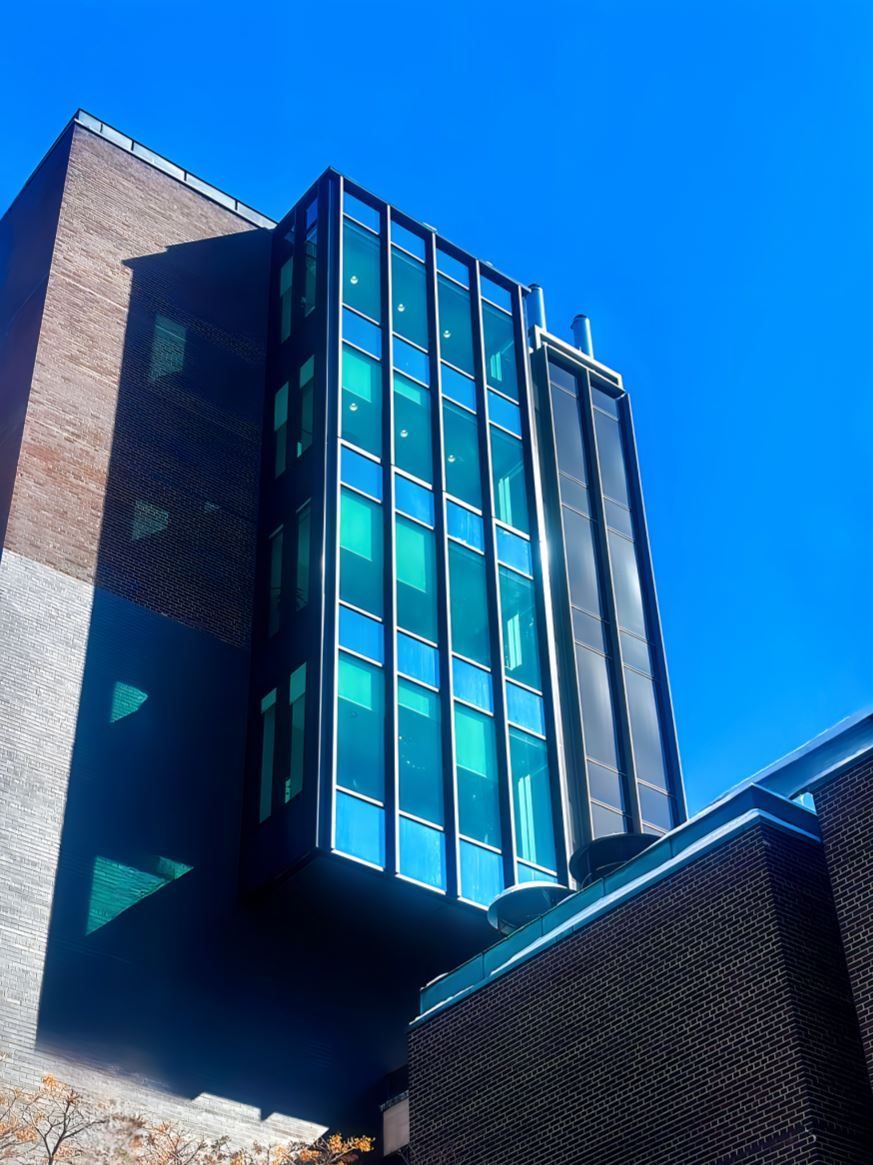 W. L. Hall Company Metro Square Building (St Paul, MN) Curtainwall ...