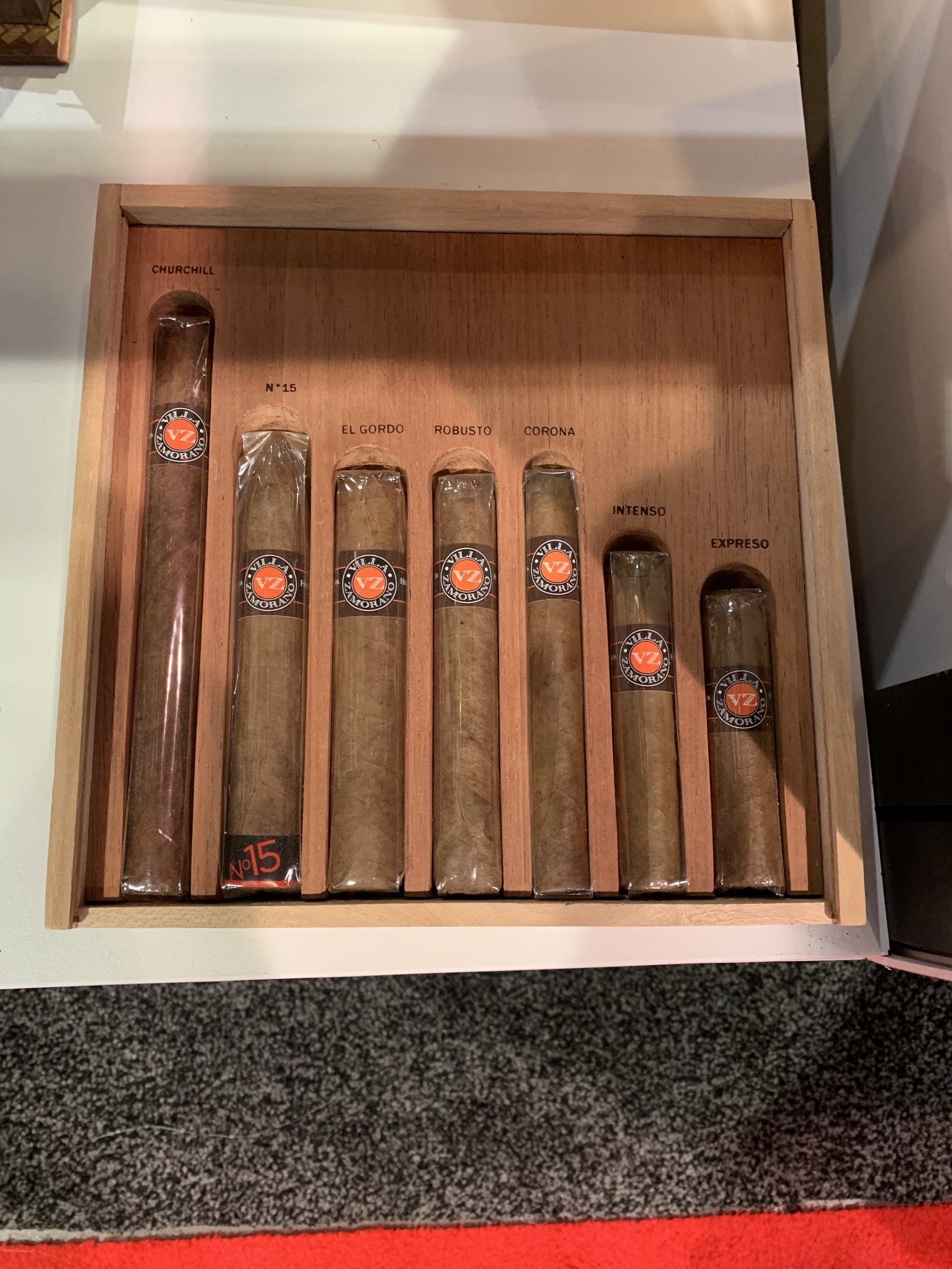 Premium Cigars | Cigar Bundles | Quincy, MA