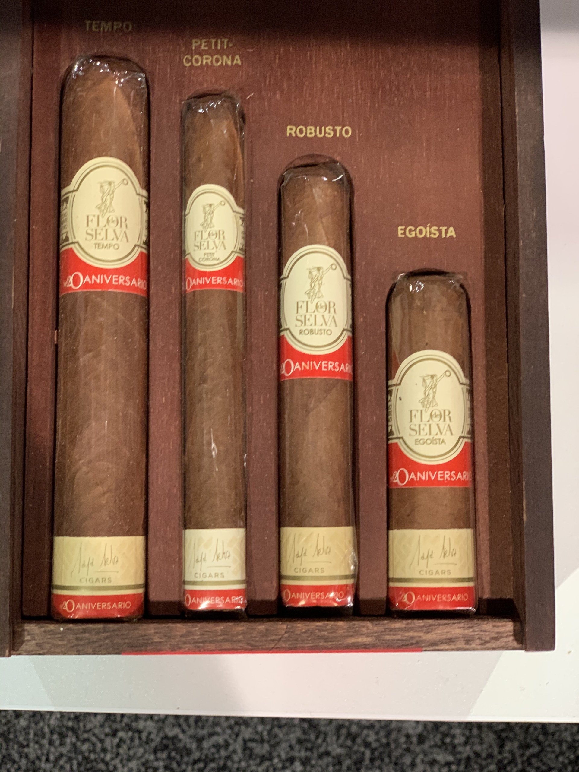 Premium Cigars | Cigar Bundles | Quincy, MA