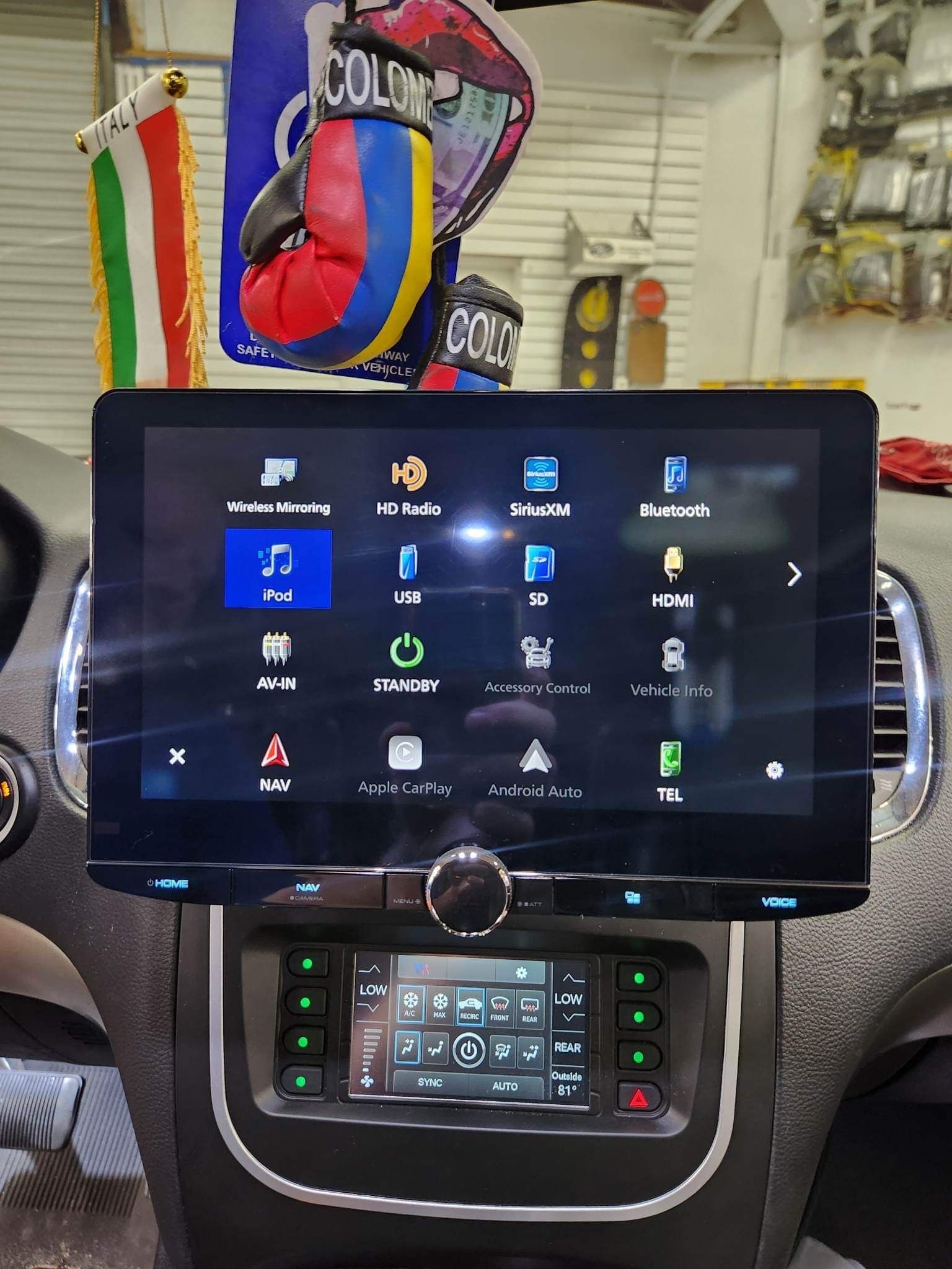 Head Units and Stereos | Bradenton, FL