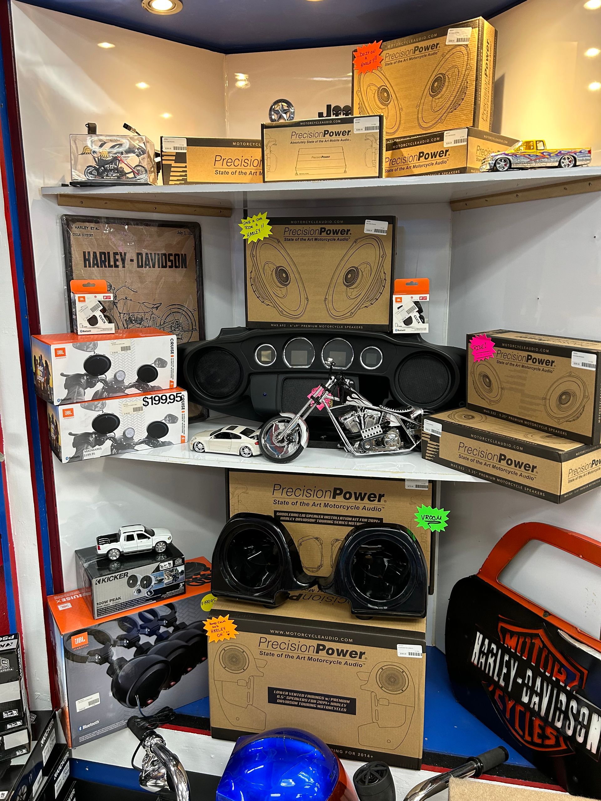 Audio System Gallery | Mad Marks Stereo Warehouse