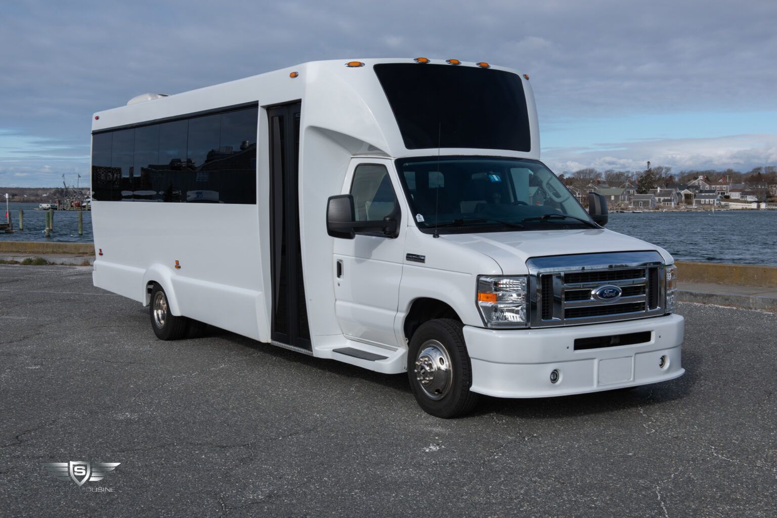 Party Buses | Rhode Island