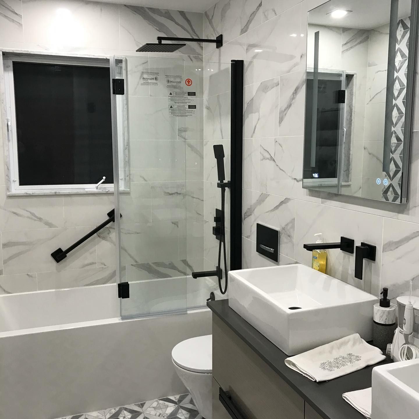 Gallery | Splash Works Bath and Kitchen Gallery