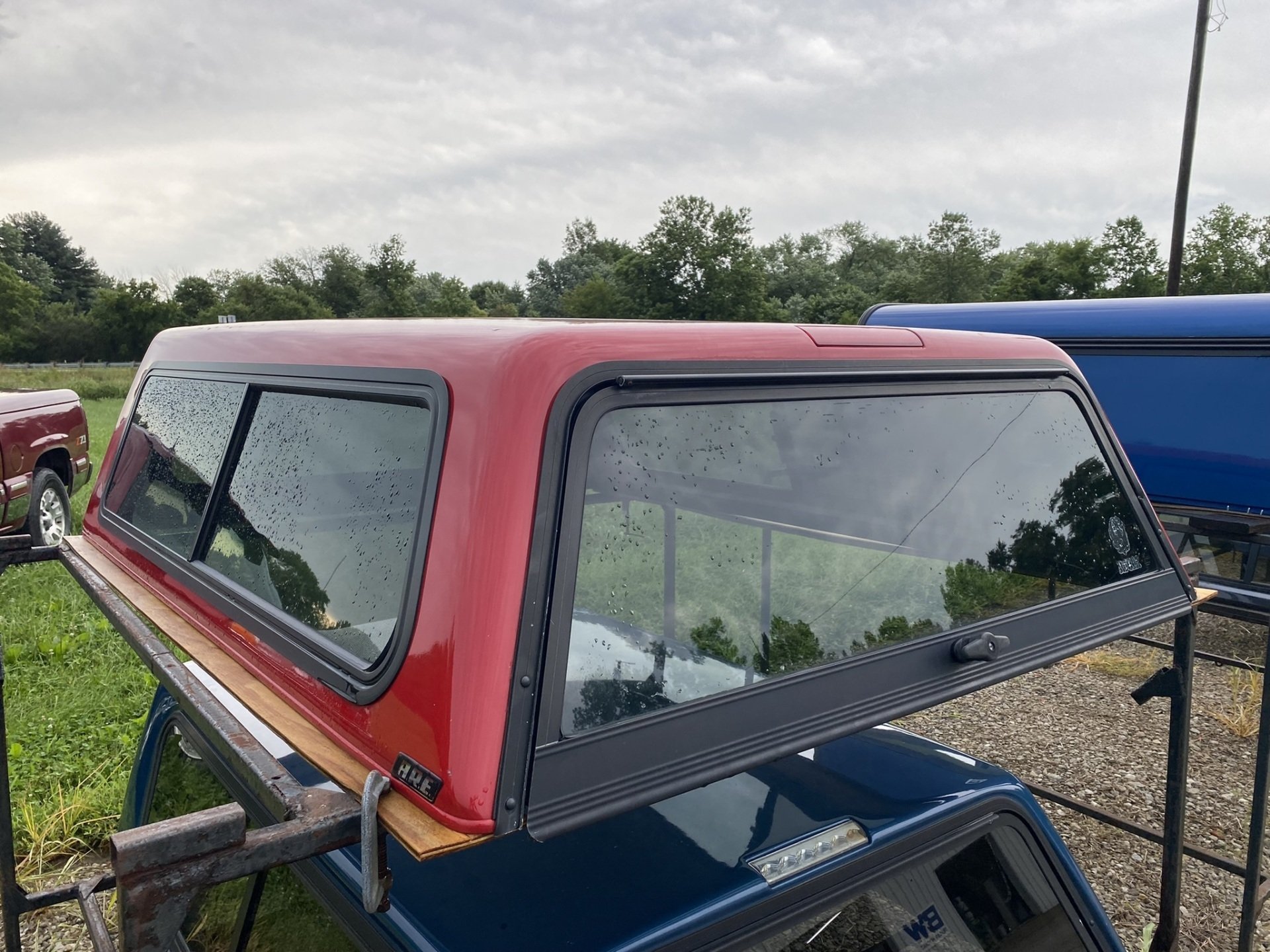 Used Camper Shells | Used Fiberglass Shells | Vincennes, IN