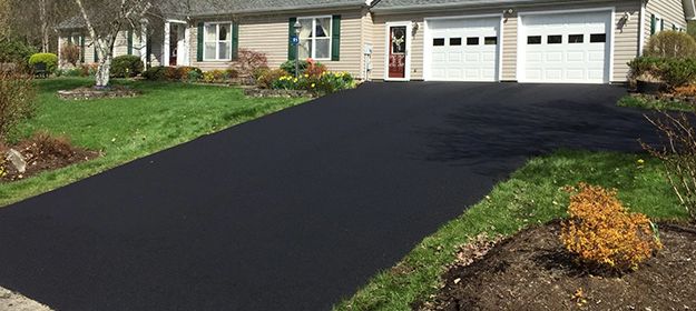 Residential Paving, Driveways, and Blacktops | NY and PA