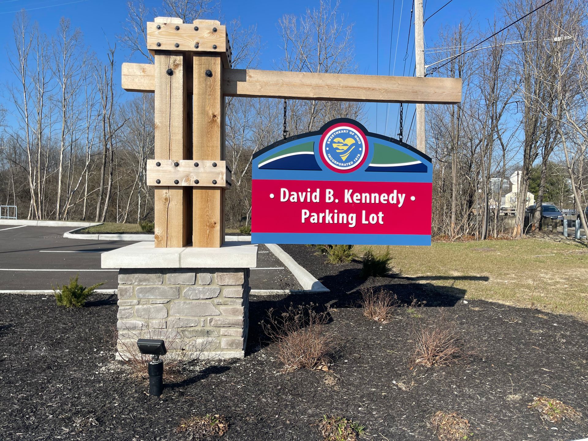 Exterior Non-Lit Signs | Clermont County, OH