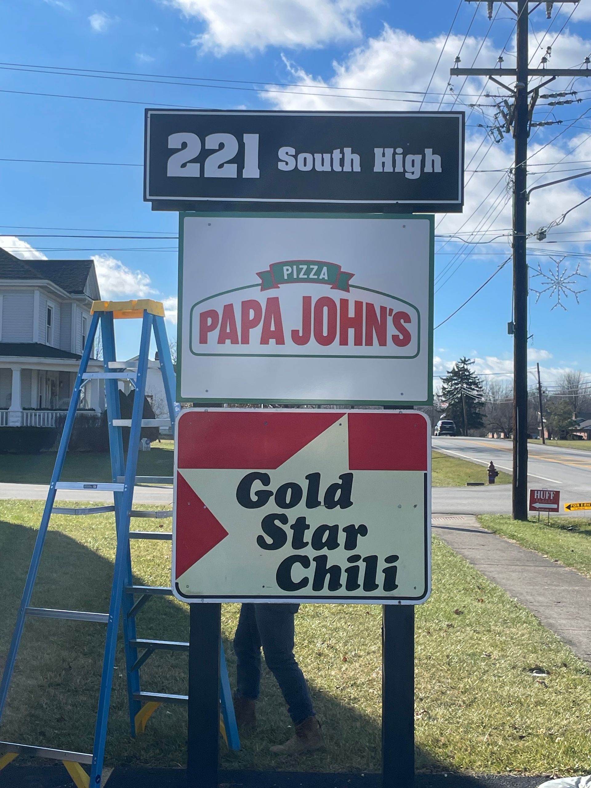 Exterior Non-Lit Signs | Clermont County, OH