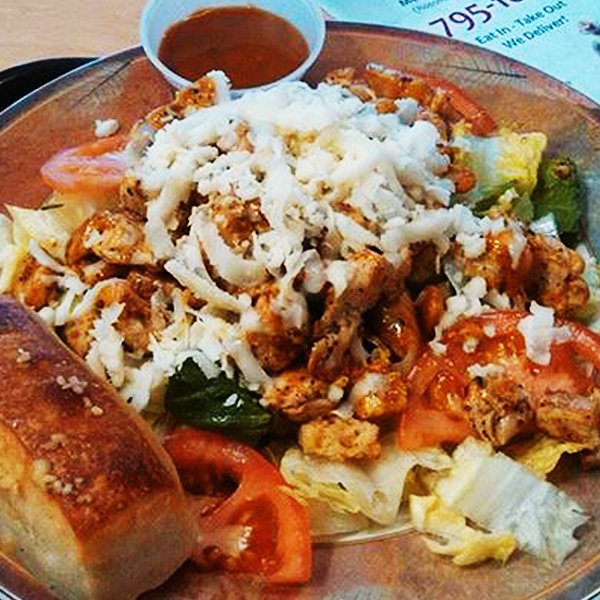 Italian Delight Pizzeria Gallery | Pizza | Mechanicsburg, PA