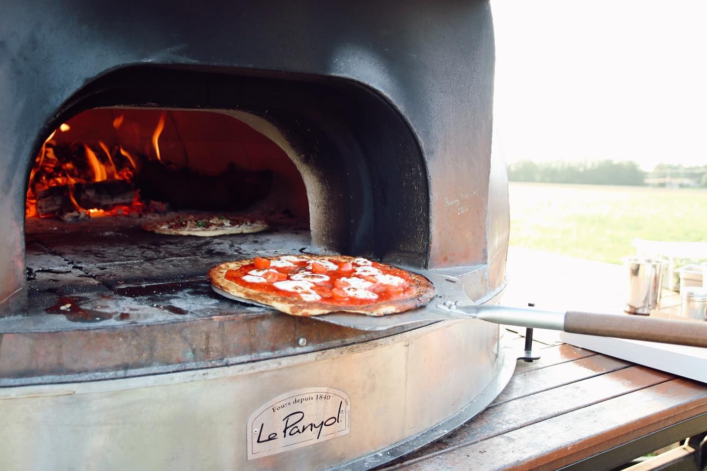 Mobile Wood-Fired Pizza!