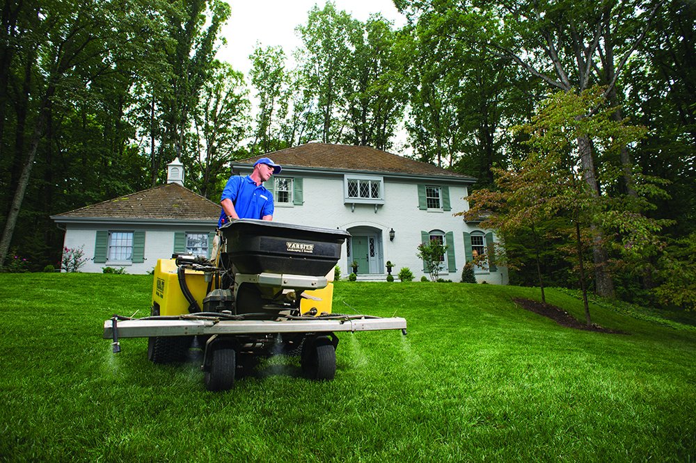 Landscaping Gallery | Varsity Landscaping & Grounds, LLC