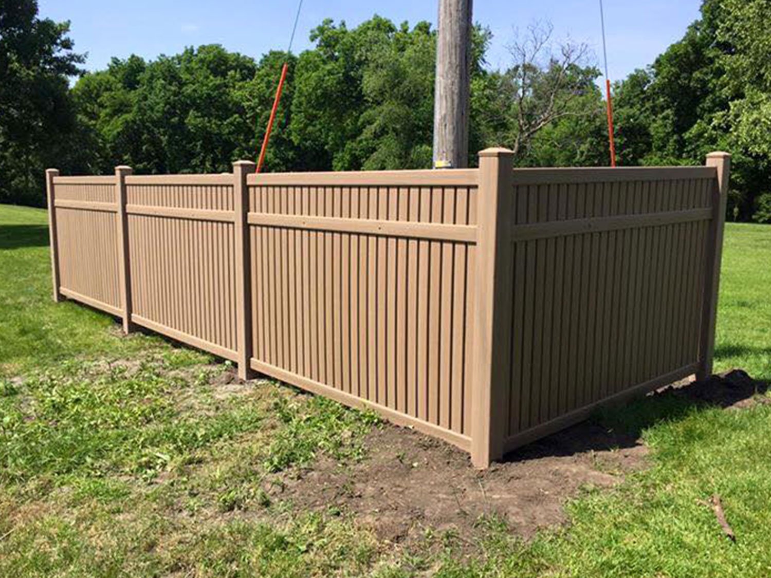 Outdoor Fencing Cedar Rapids, IA | Iowa City, IA | D&N Fence