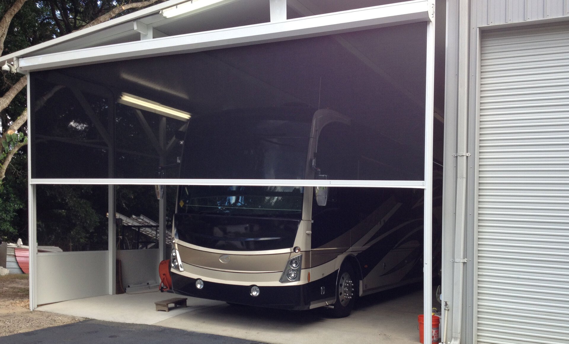 Garage Screen Manufacturers, FL | Screen America Corporation