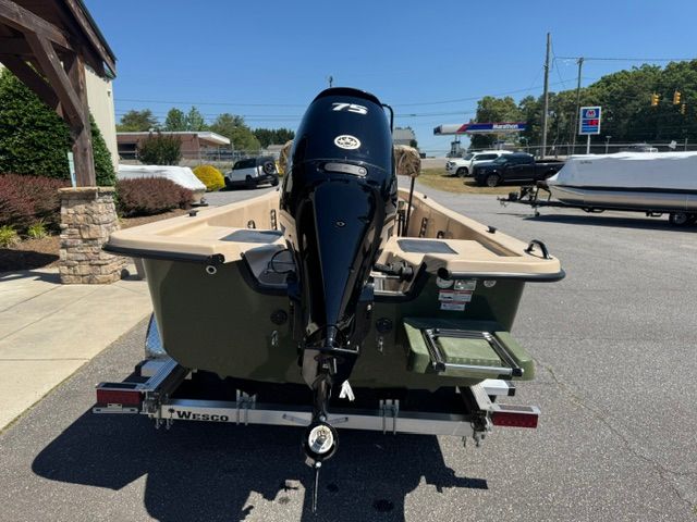 2026 Carolina Skiff E18 JVX CC w/ Suzuki 75; $Call for Pricing$