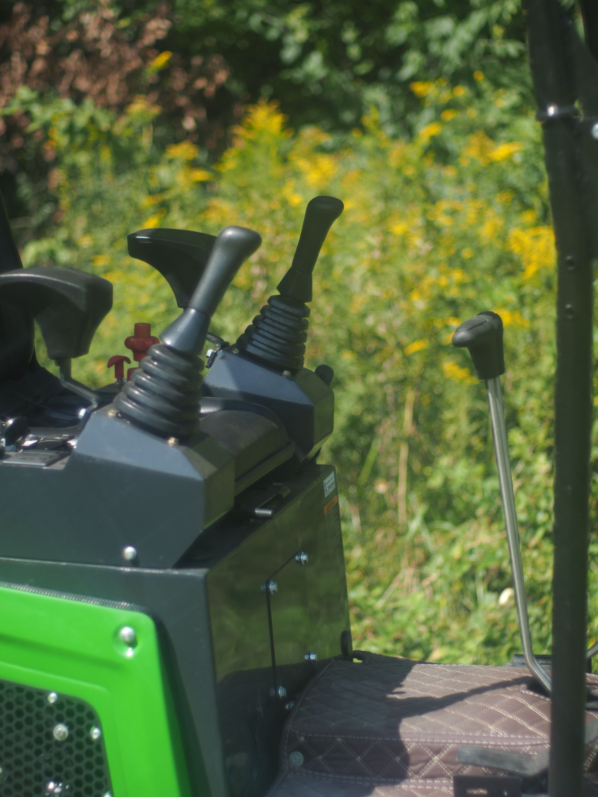Excavators | Excavating Equipment | Middleburg, PA