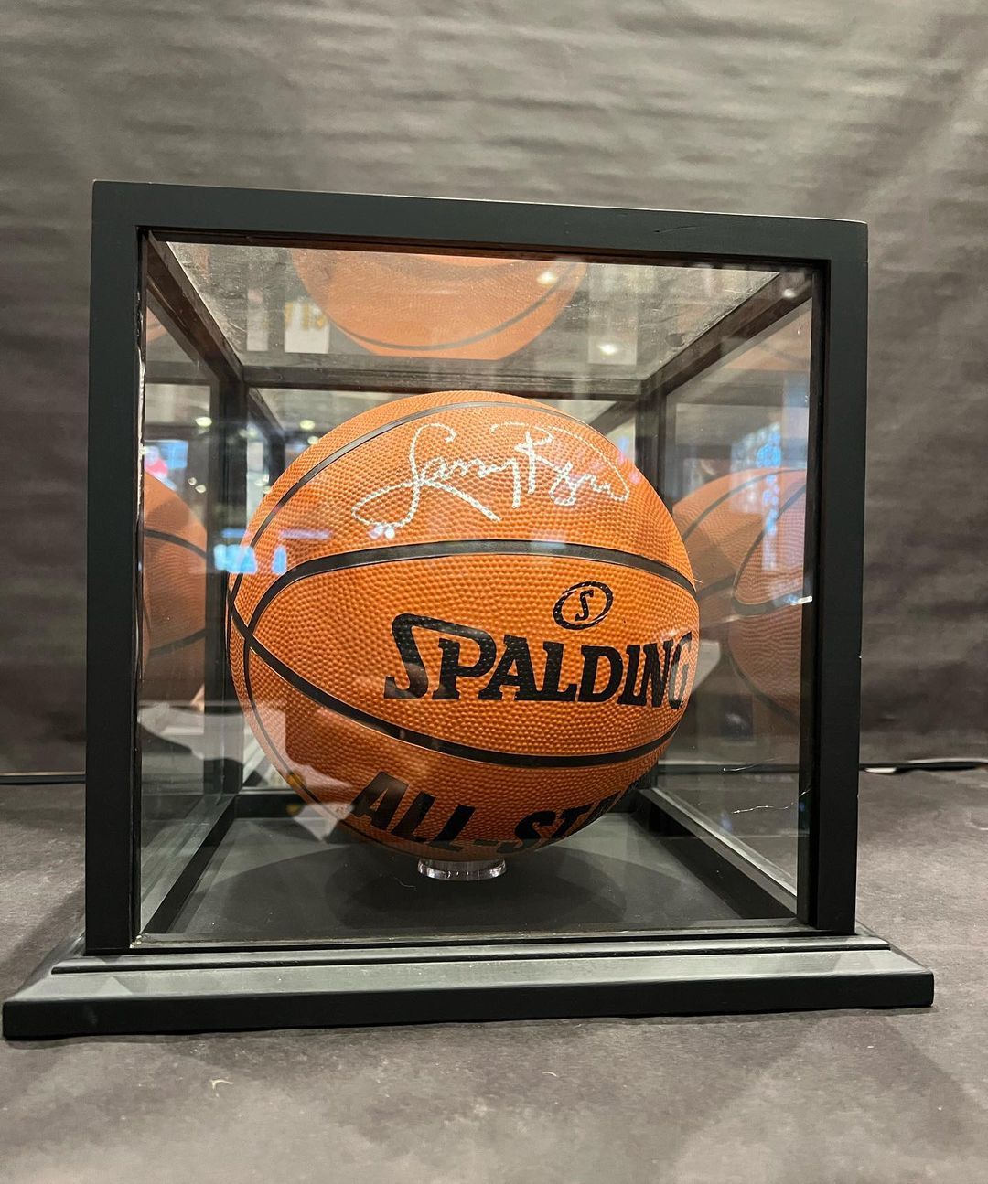 Basketball Collectibles and Memorabilia | Keller, TX