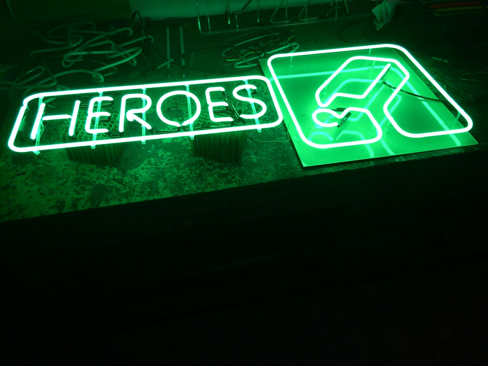 Custom Neon Signs | Philadelphia, PA